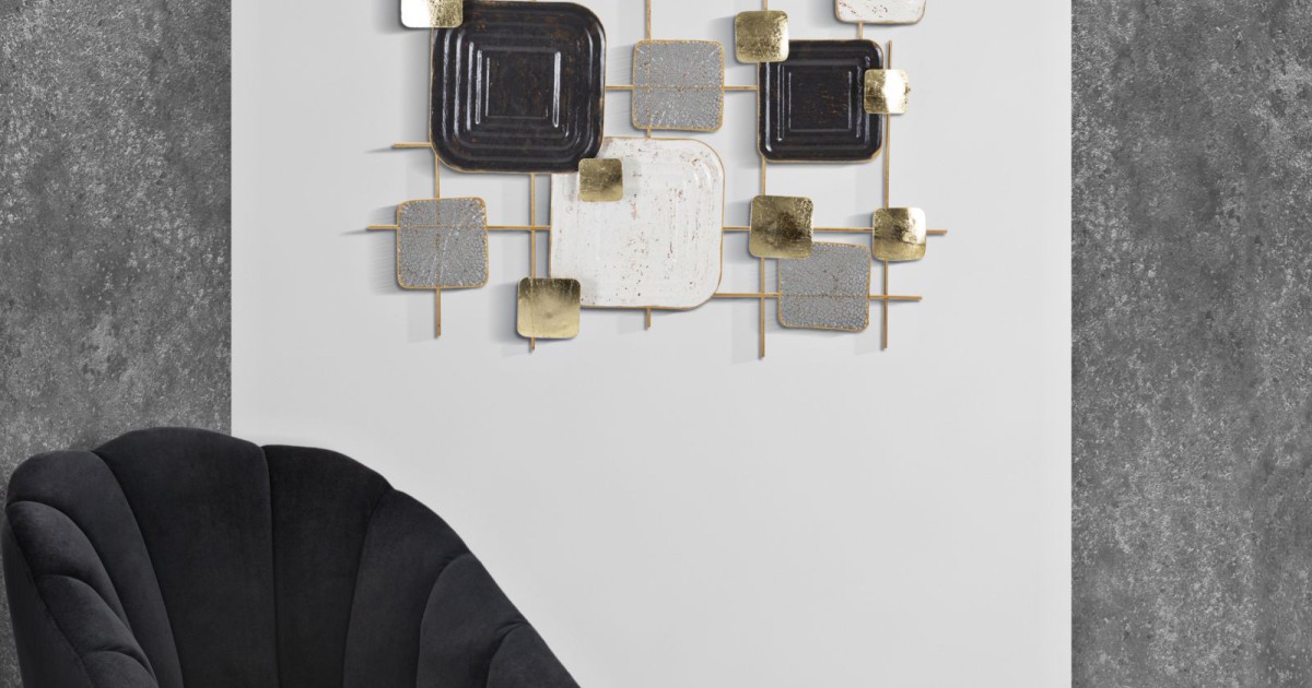 PANNEAU EN FER CUBES